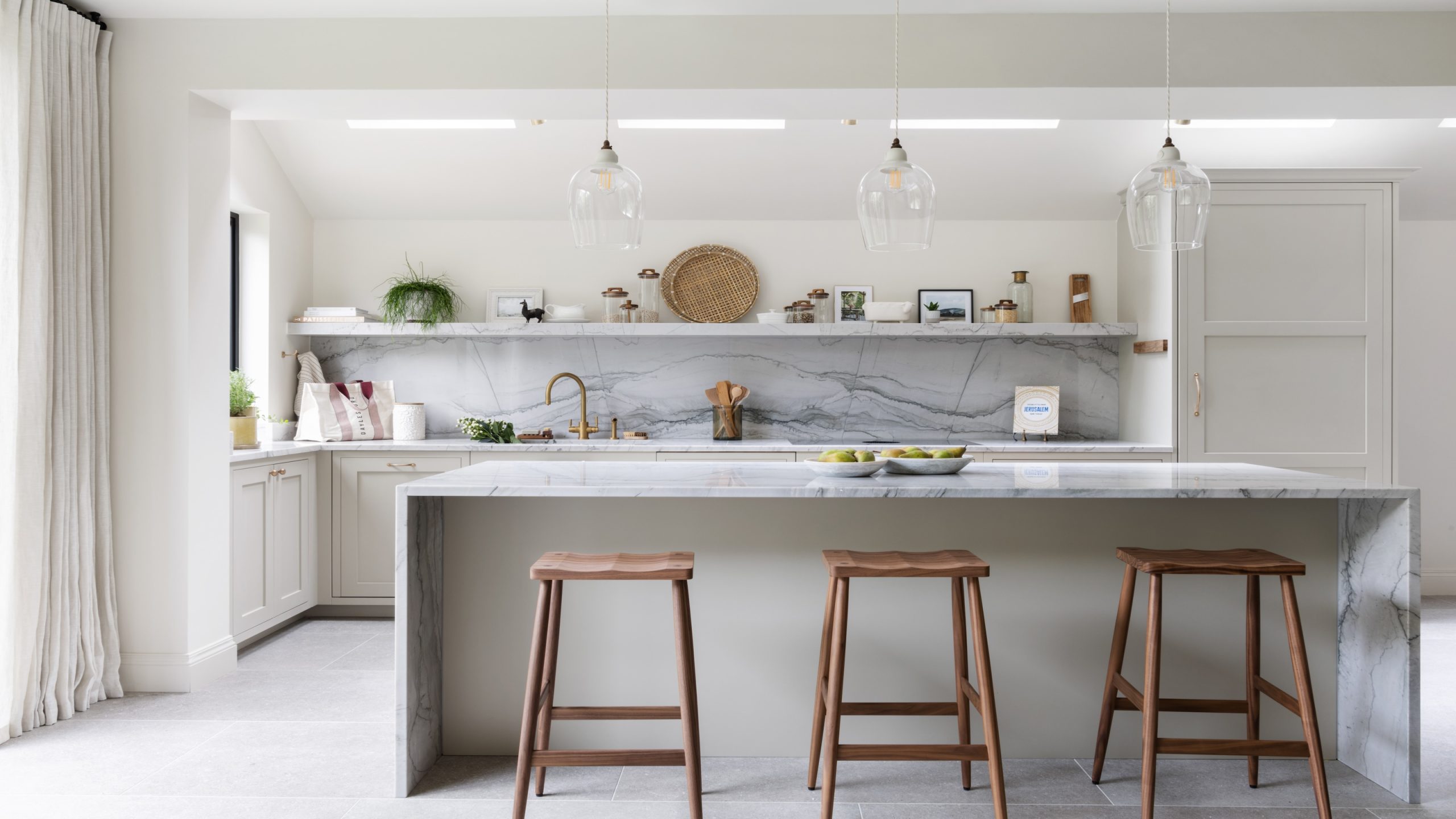 Quiet Luxury Kitchens: Achieving Understated Elegance | Furniture ...